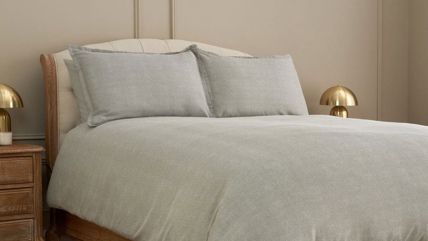 Super King Bed Linen Sets | Feather & Black