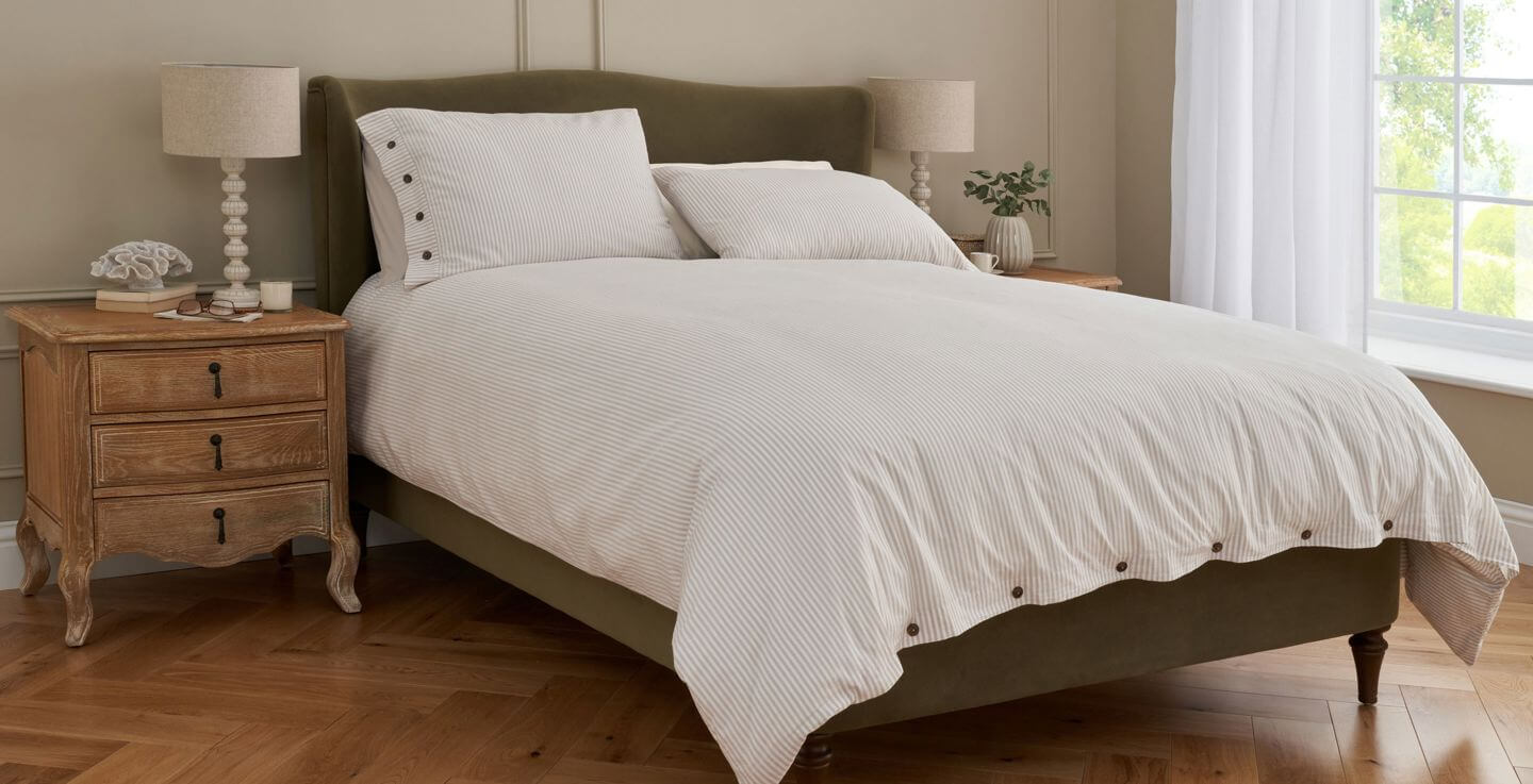 Luxury Bed Linen | Pillowcases, Duvet Covers | Feather & Black