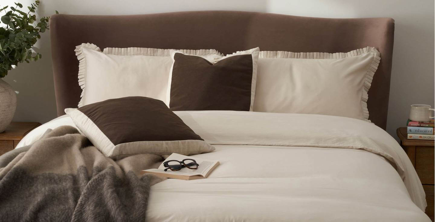 Bedding & Bed Linen | Feather & Black