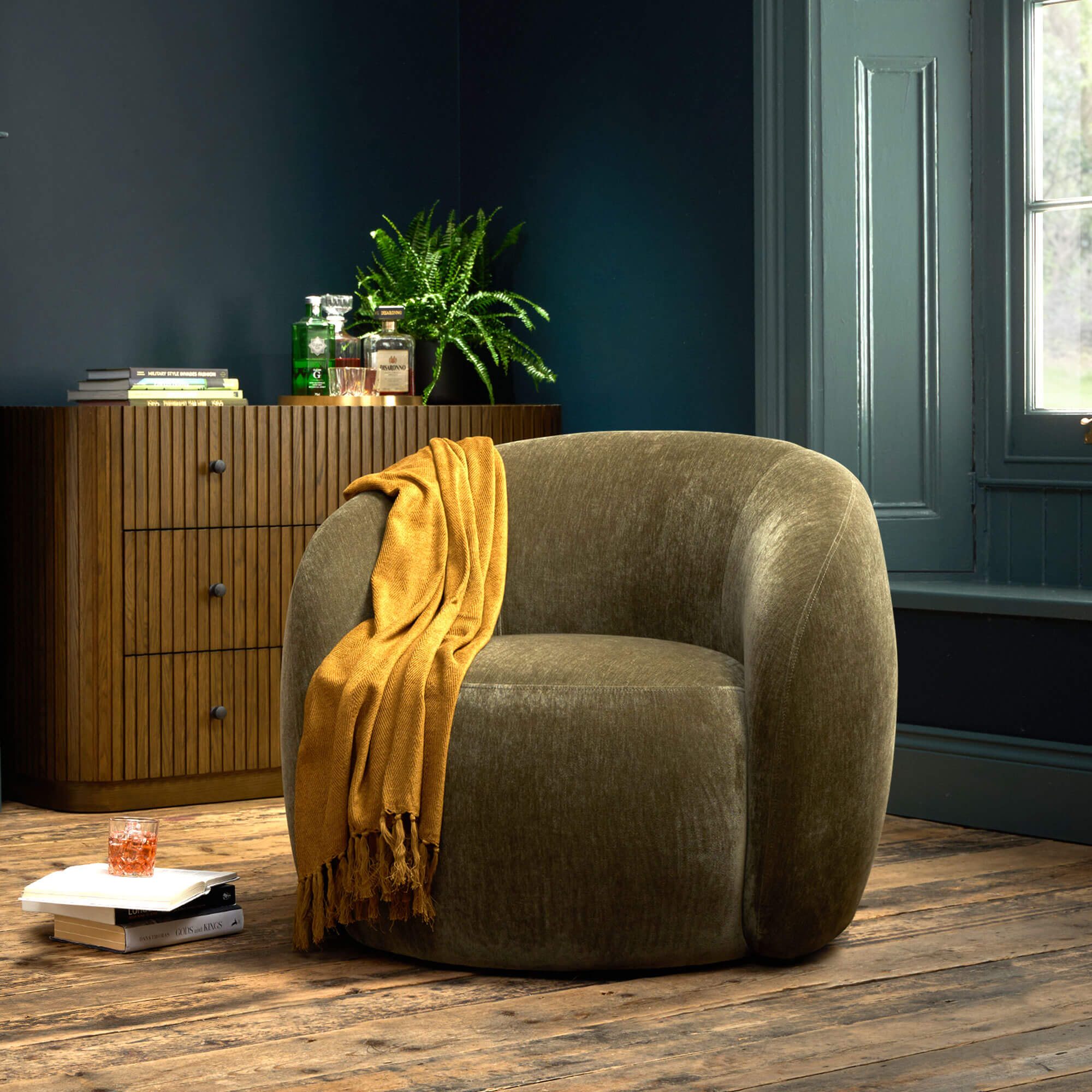 Geneva Chair | Chairs, Stools & Benches | Feather & Black