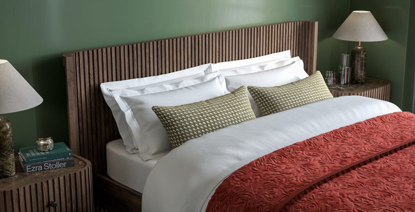 Jacob Bed | Feather & Black