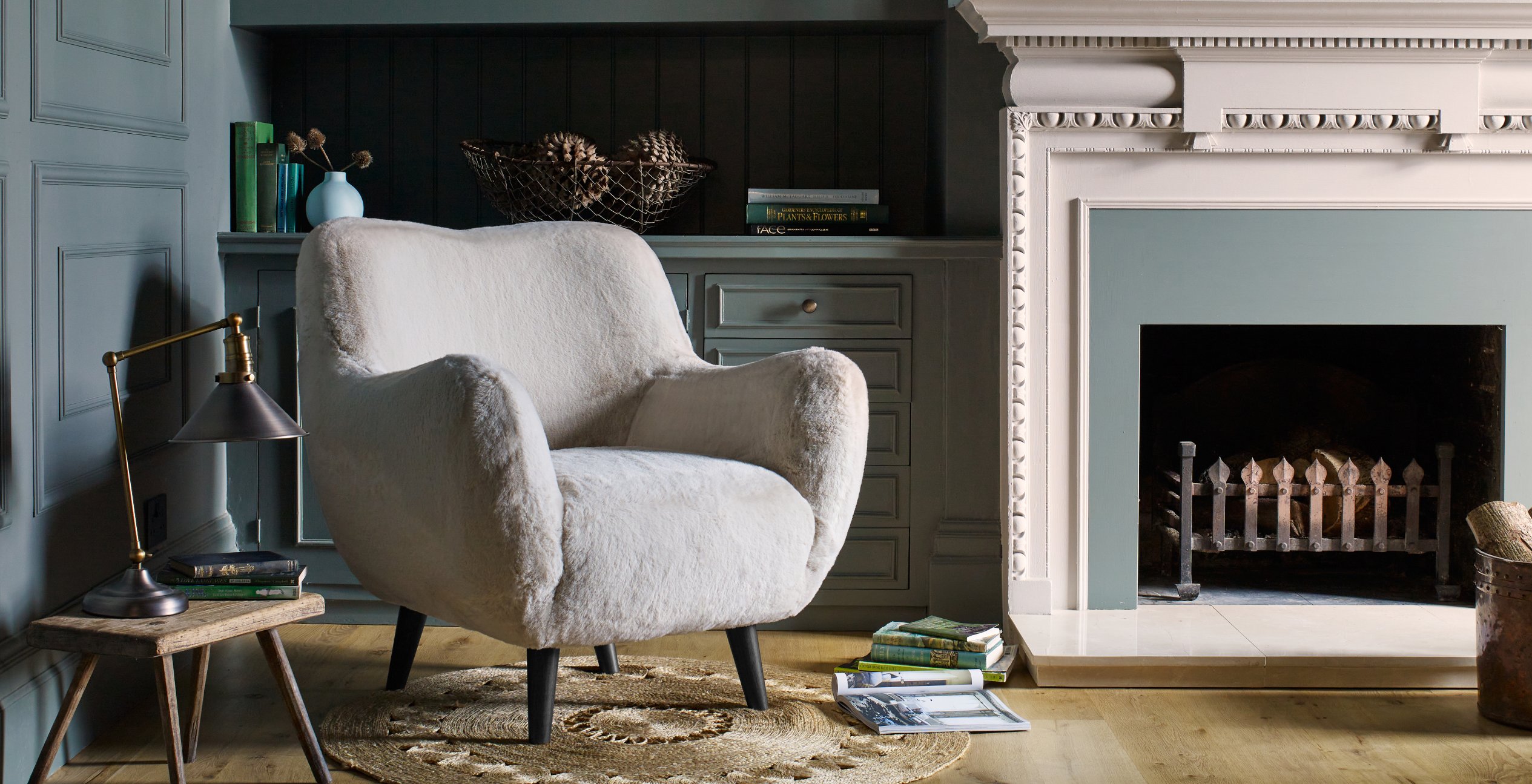 Vermont Chair | Feather & Black