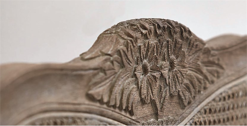 Versailles Bed | Feather & Black