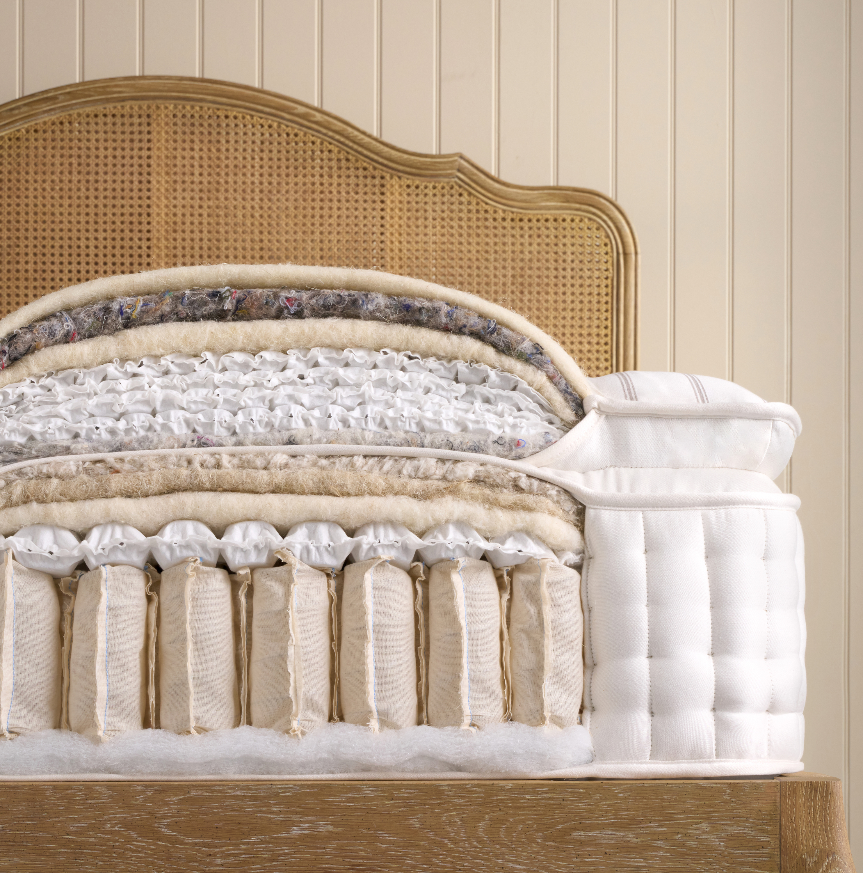 Flaxby Platinum Eclipse Mattress | Feather & Black