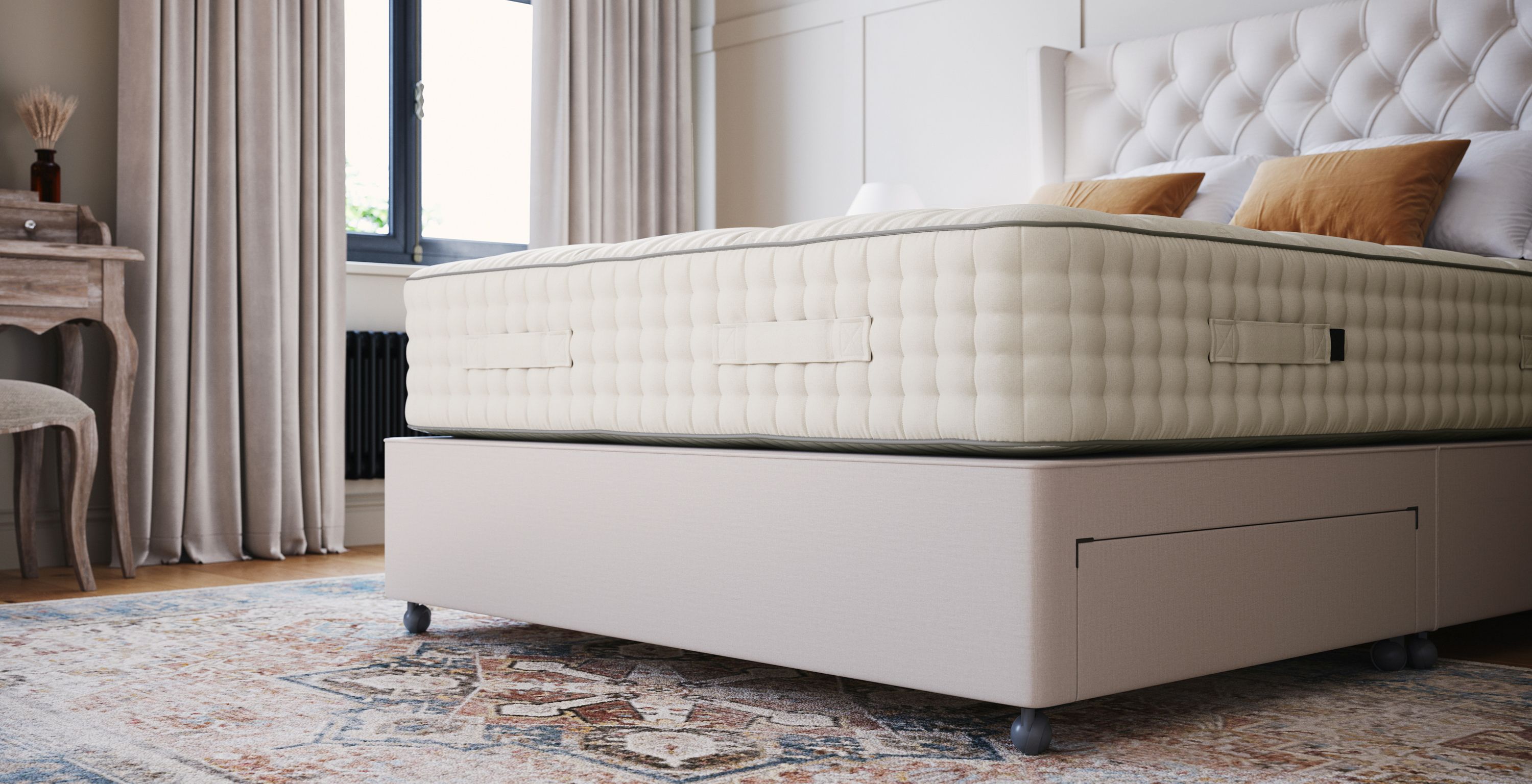 Saxton Silk Mattress | Feather & Black