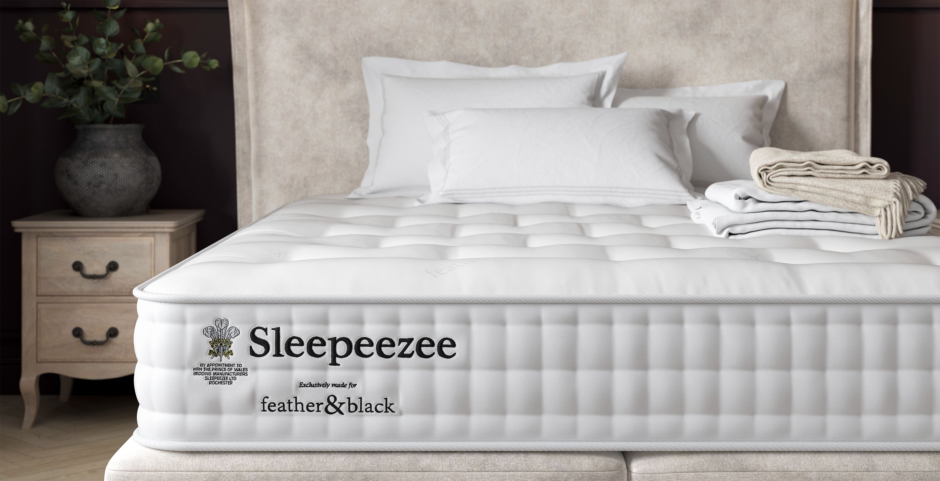 Premium Wool 1200 Mattress | Feather & Black