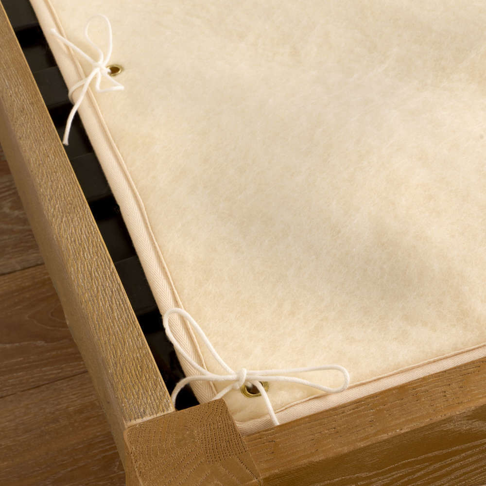 Vispring Wool Mattress Pad | Feather & Black